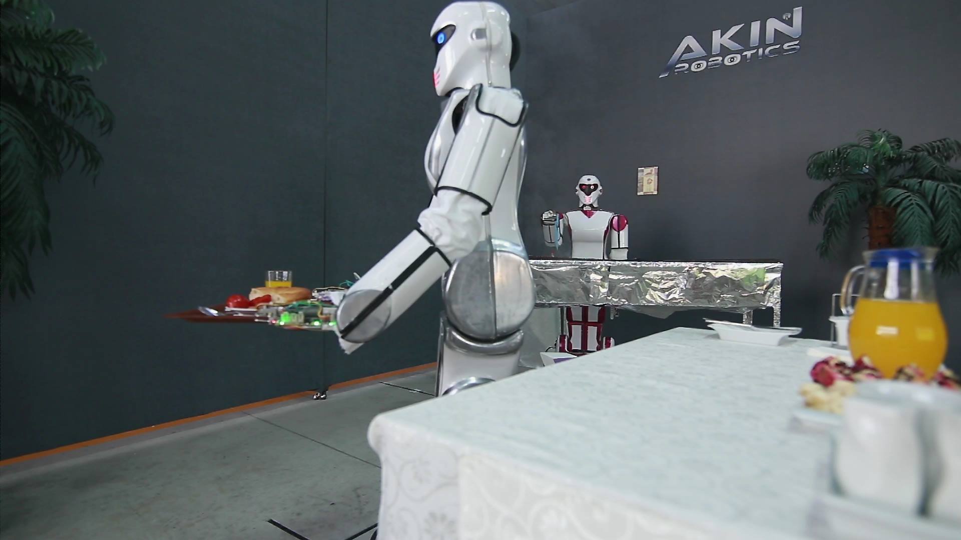 Erik dalı oynayan yerli insansı robot! - ShiftDelete.Net