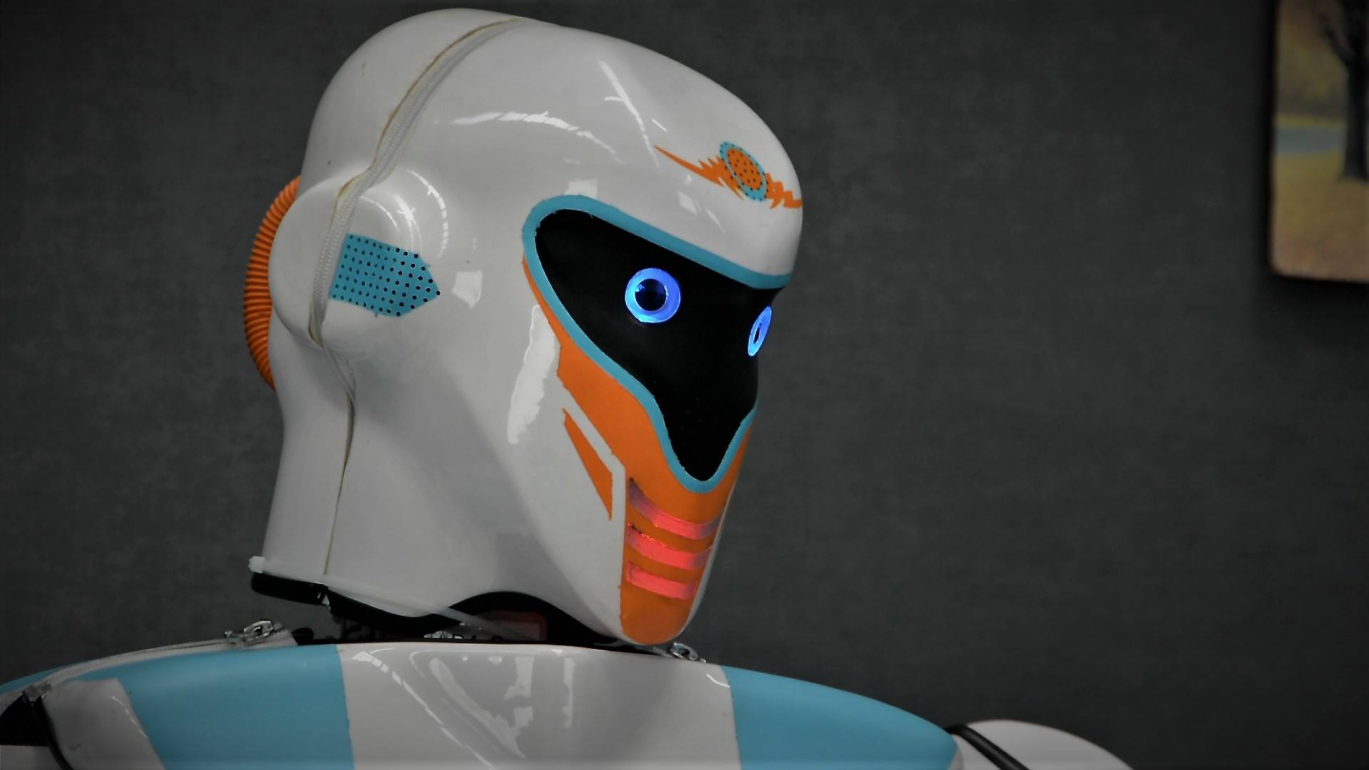 Erik dalı oynayan yerli insansı robot! - ShiftDelete.Net